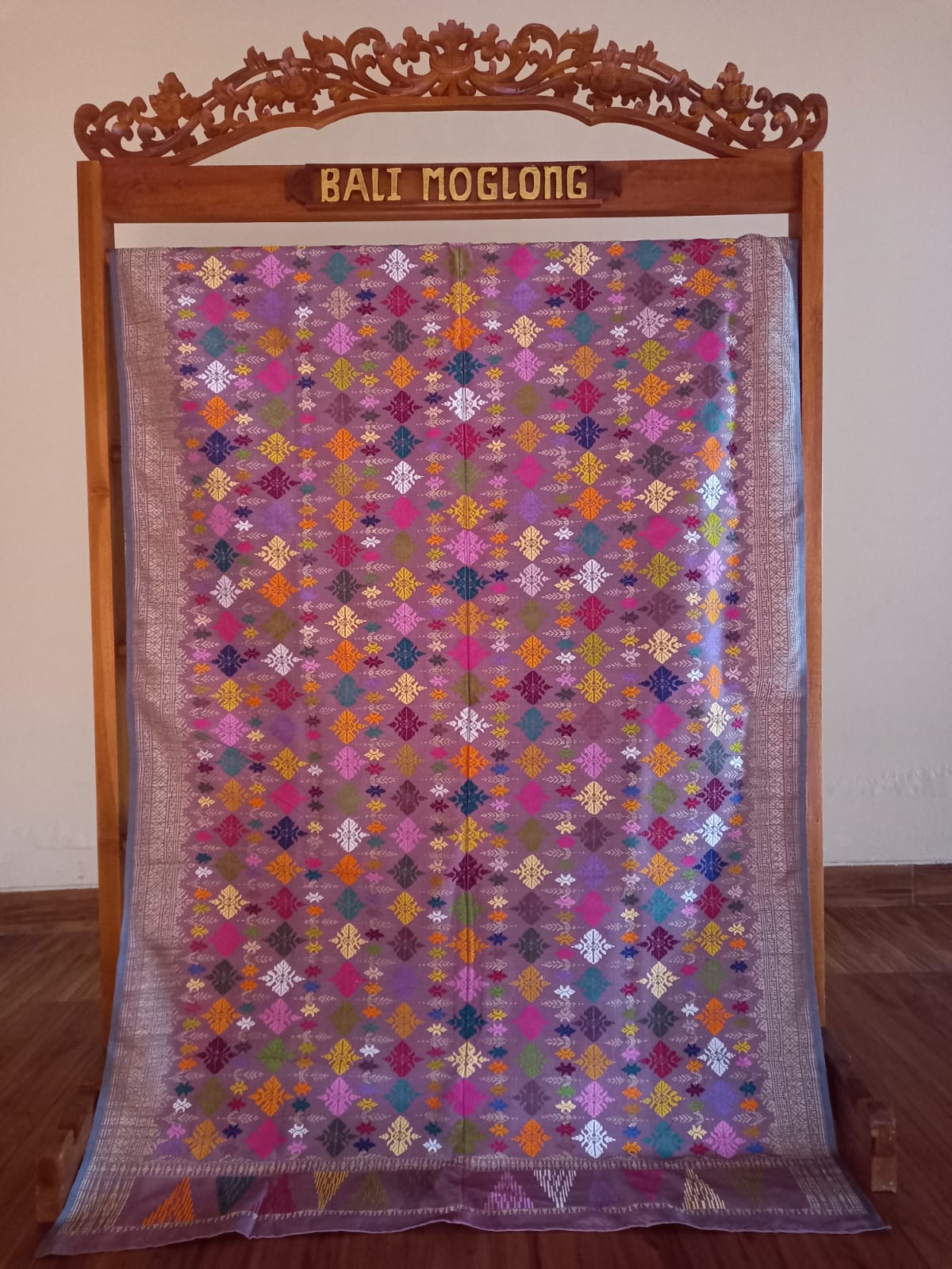 Songket Bunga Ratna Mix Pink – Bali Moglong